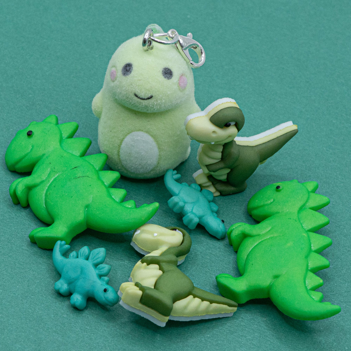 Dinosaurs – Dress It Up