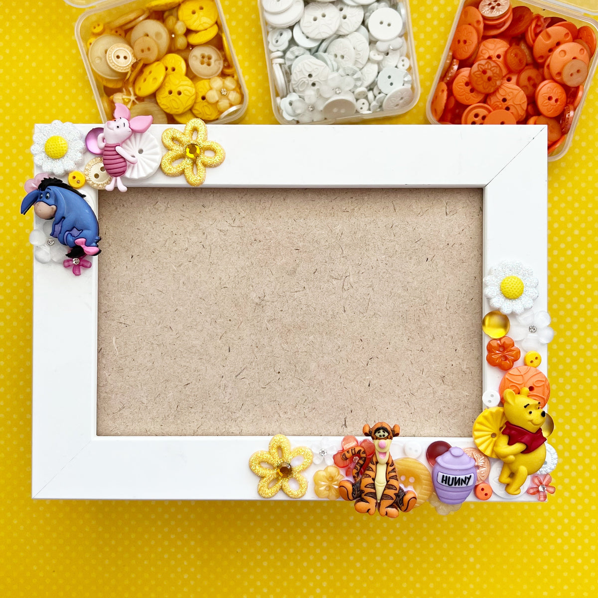 Winnie The Pooh Frame – Dress It Up