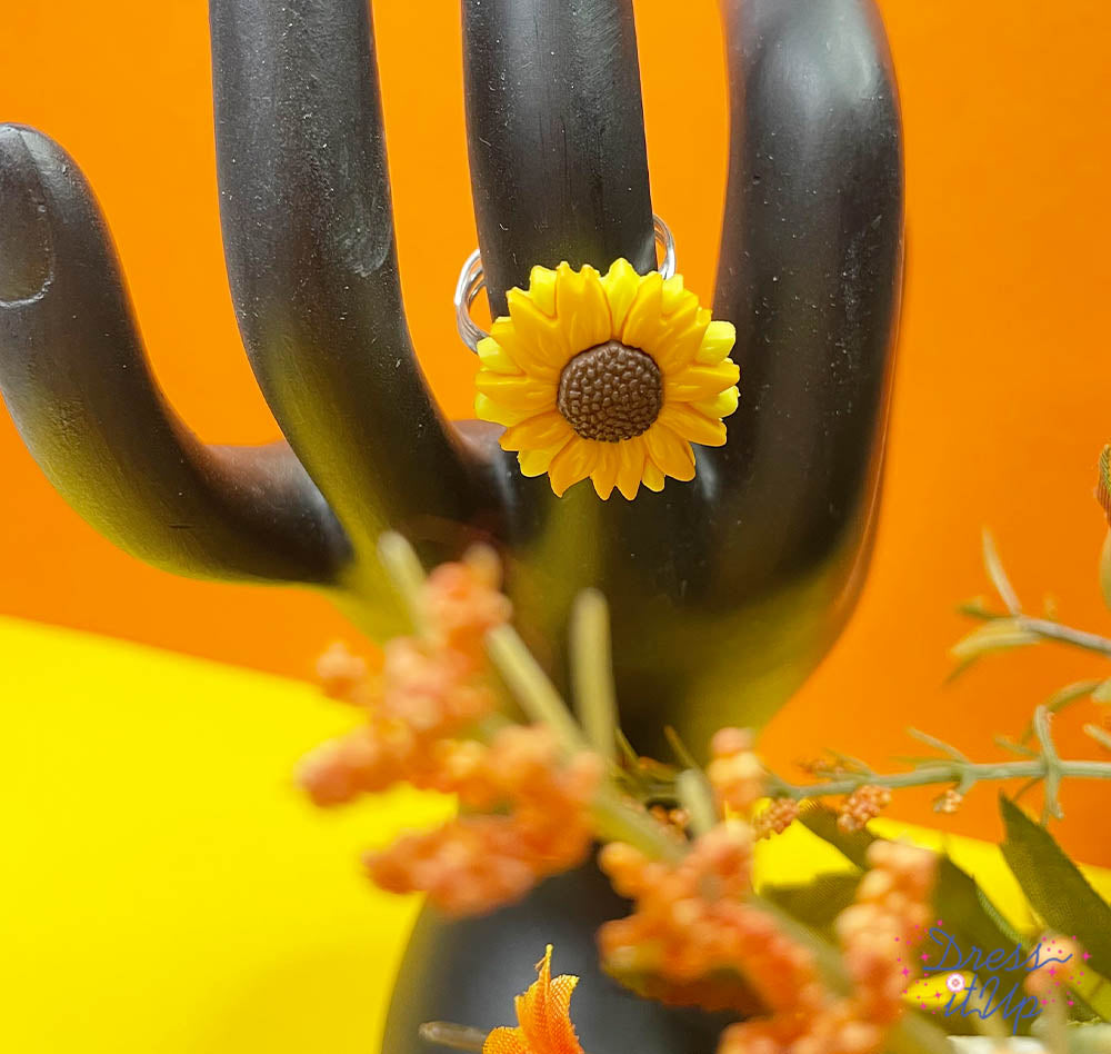 DIY Wire-Wrapped Sunflower Ring Tutorial – Dress It Up