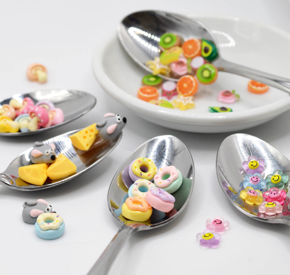 Itty Bitty Embellishments – Dress It Up