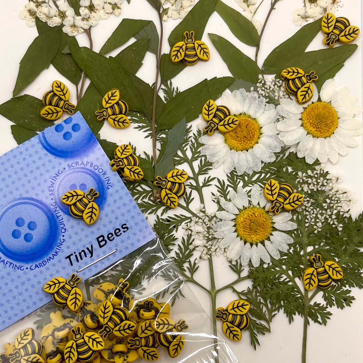 TINY BEES - Dress It Up Buttons